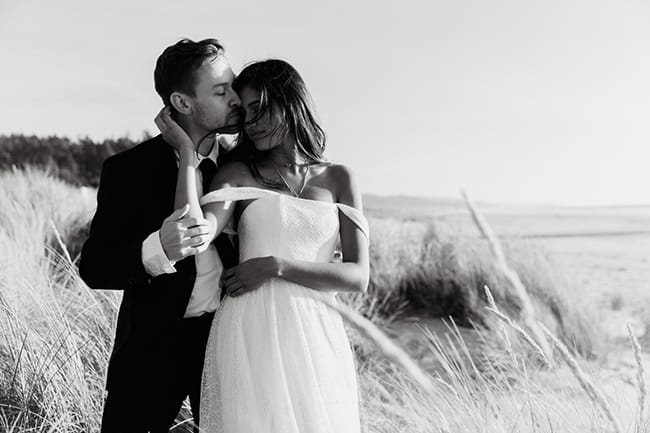 Mariage en bord de mer - Photographe mariage Paris - Agence Pearl