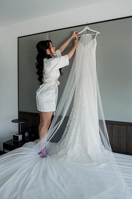 Perth Aloft Hotel Wedding Photos | Emma and David